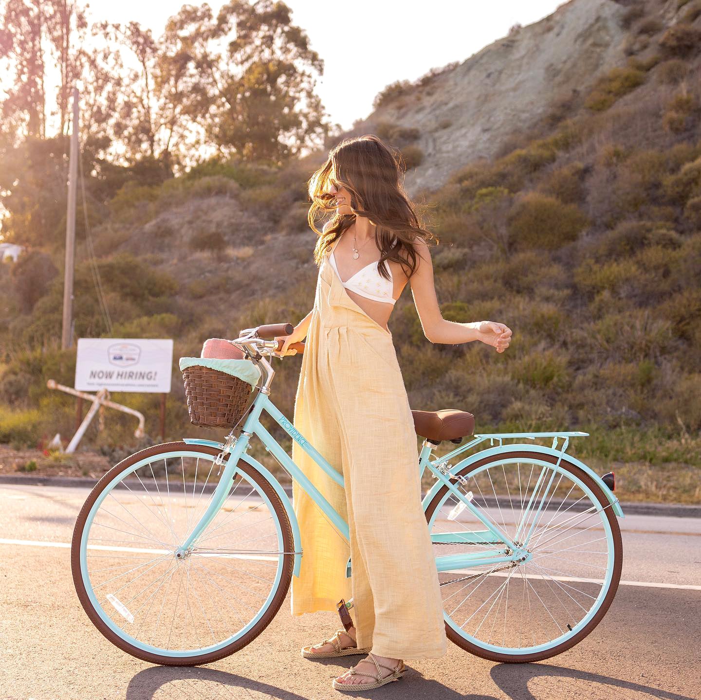 The Best Bikes for College Students Going on Spring Break 🤓